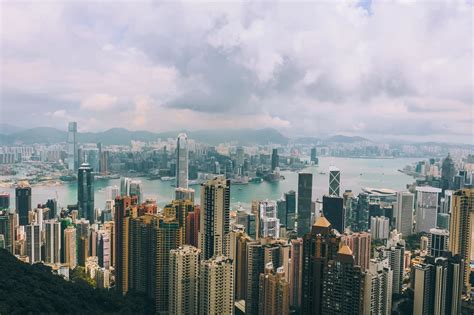 《多雲成熟度調查》顯示：93香港及大中華區受訪企業指多雲架構對企業收入及利潤增長 有正面影響