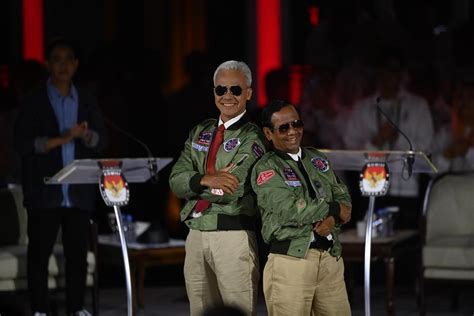 Ganjar Sarankan Mahfud Mundur Dari Kabinet Apa Alasannya Nasional