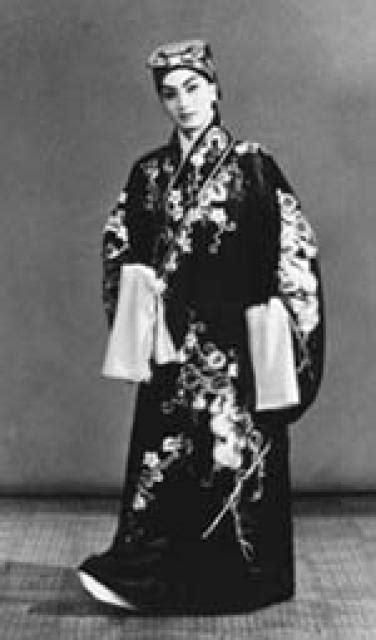 Shi Pei Pu Biography Chinese Opera Singer And Spy
