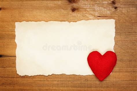 Lege Valentijnskaartenkaart Met Gevoeld Hart Stock Foto Image Of
