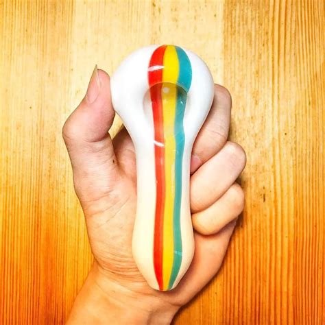 Rasta Scheme Glass Pipen Mile High Glass Pipes