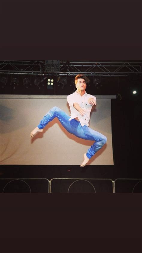 Pasquale Di Nuzzos Feet