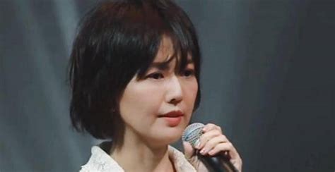 43岁孙燕姿近况曝光，素颜上镜状态佳，直播献唱引网友齐呼“爷青回”腾讯新闻