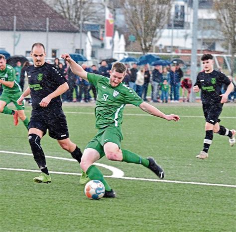 Spitzenspiel In Der B4 Tb Neckarhausen Punktet In Grötzingen Fußball Nürtinger Zeitung Ntz De