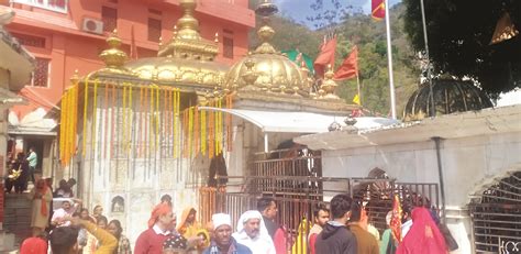नवरात्र हे नाम रे सबसे बड़ा तेरा नाम हो शेरांवाली Divya Himachal