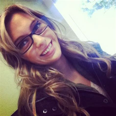 The Newly Single Chivettes Have Come Out To Play 28 Photos