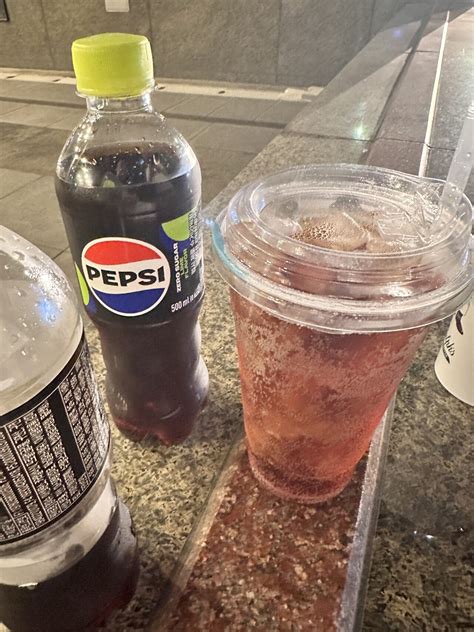 축구보면서 제로콜라 얼음타먹으니 천국이네여 주식 에펨코리아