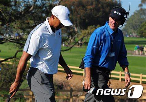 Pga 우즈 허리통증으로 파머스 인슈어런스 1r 기권종합 뉴스1