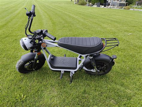 Skymoto E-Mini El Knallert | Salg og service af scootere, havemaskiner ...
