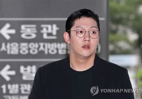 ‘故구하라 폭행·협박 최종범 2심서 법정구속 “죄질 매우 나빠” 시사저널