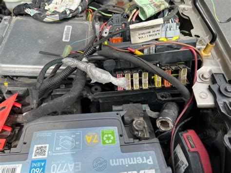 Maxi Sicherungskasten Motorraum C X Benutzeralben André Citroën Club