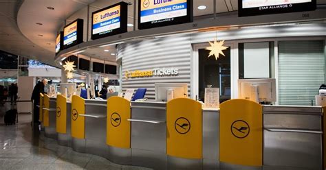 Lufthansa To Charge Up To €72 Per Ticket To Cover Climate Costs The