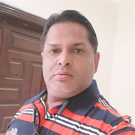 Tahir Mohamed Tahir Moh1977 • Threads Say More