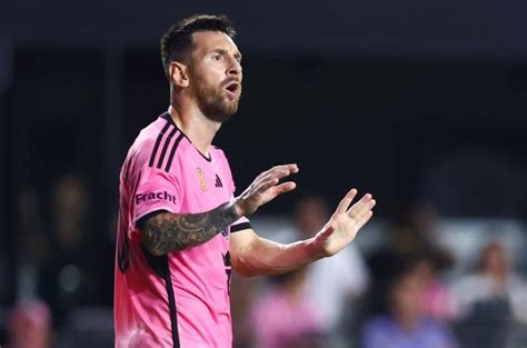 Messi Estuda Voltar à Argentina Ou à Europa Para Manter Forma Até A