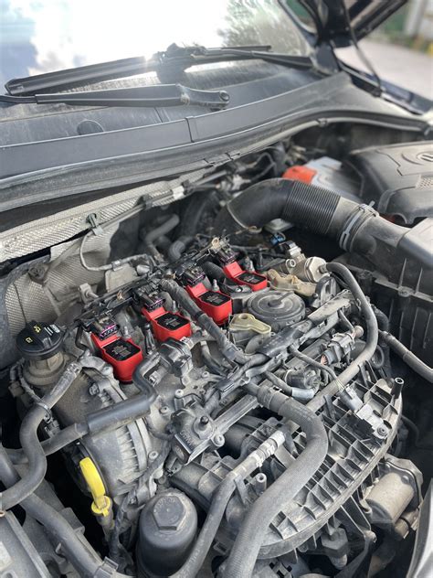 Красные катушки. — Volkswagen Tiguan (2G), 2 л, 2017 года | поломка ...