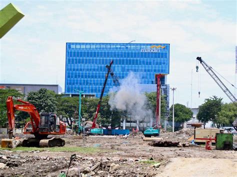 Berita Dan Informasi Revitalisasi Lapangan Merdeka Medan Digugat