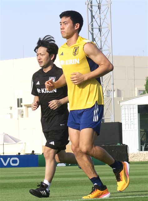 遠藤航がヘディング＆ドリブルを解禁！ 脳しんとうから復帰へ…守田英正は軽めにウォーキング スポーツ報知