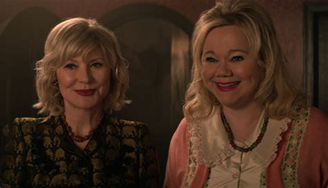 The Aunts From 90s Sabrina Will Visit Chilling Adventures Nerdist