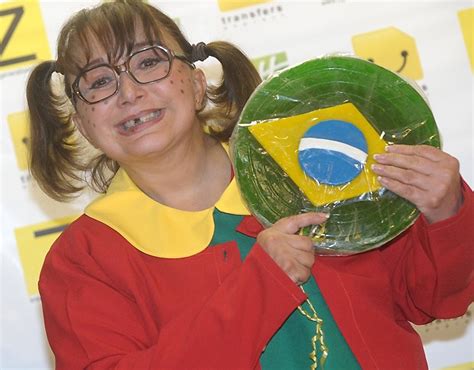 Chiquinha Do Chaves Desembarca Em SP E Mostra Rosto Plastificado Quem QUEM News