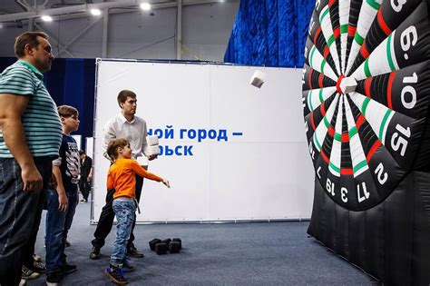 Аренда гигантского футбольного дартса в Москве