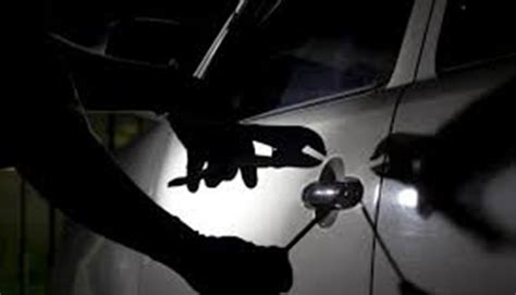Caminha Homem De 65 Anos Apanhado A Roubar Interior De Viatura Rádio