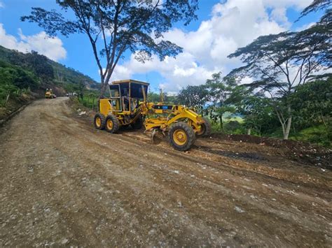 Empiezan Labores Los Combos De Maquinaria De La GobernaciÓn De Caldas