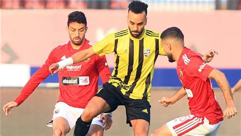 بهدفين مقابل هدف الأهلي يتفوق على المقاولون العرب في الشوط الأول