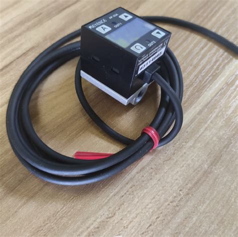 Keyence Ap 31a Ap Series Digital Pressure Gauge Switch 12 24v Dc