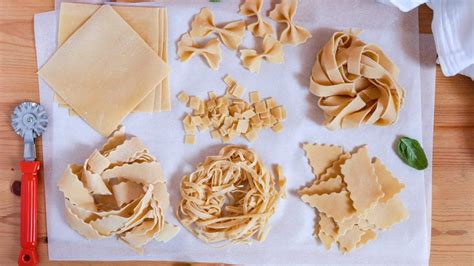 Pasta All Uovo Fatta In Casa La Ricetta Base Con Trucchi E Consigli