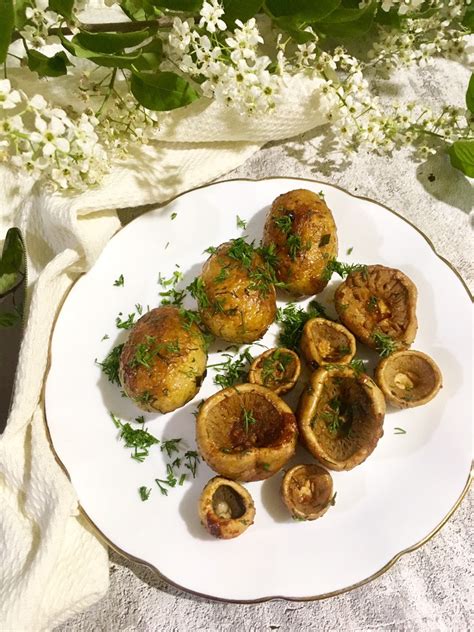 Жареная картошка с грибами и луком в казане рецепт с фото пошаговый от Лада Шумак АМБАССАДОР