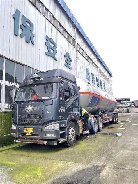 【深化作风纪律建设 切实办好为民实事】积极现场勘验，让人民群众感受“看得见”的公平正义！澎湃号·政务澎湃新闻 The Paper
