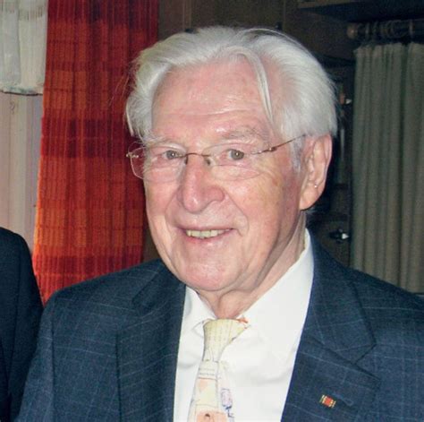 Fll Prof Alfred Niesel Wurde 90 Jahre Alt Stadt Und Grün