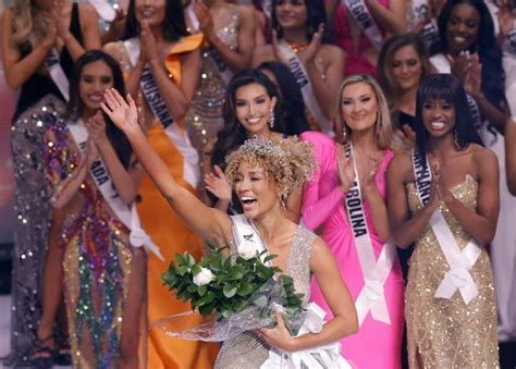 News Reporter Elle Smith Crowned Miss Usa 2021 Photos