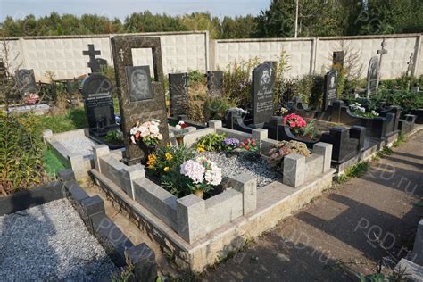 Изготовление памятников на могилу в Москве