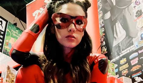 Cristina Valenzuela Cosplay
