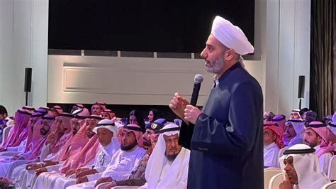 لە سعوودیە بە زمانی کوردی رێنوێنی پێشکەشی حاجی و عومرەکاران دەکرێت