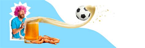 기치 현대 미술 콜라주 공을 잡고있는 떠 다니는 파도에서 거대한 맥주 잔을 가진 축구 팬 트렌디한 잡지 스타일 2024년에 대한 스톡 사진 및 기타 이미지 Istock