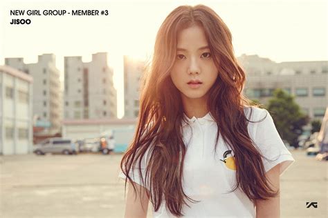 Пользователи сети в восторге от естественной красоты Джису из Blackpink