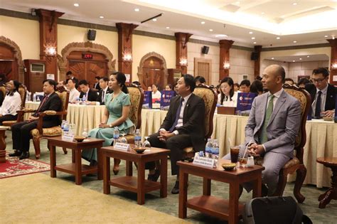 ក្រុមហ៊ុន ខេ ម បូ ឌា ន ដេ រី វ៉េ ទីវ អ៊ិ ច ឆេង បន្ត ចូលរួម សិក្ខាសាលា តាម បណ្ដា ខេត្ត