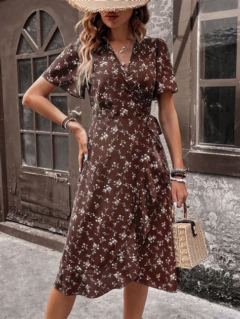 Franclia Women V Neck Ditsy Floral Print Tie Side Holiday Springsummer