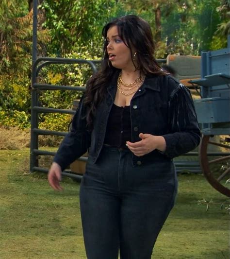 Miranda May Episode 24 Season 6 Bunk´d Rmirandamayy