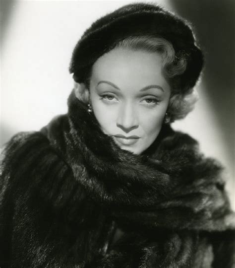 Marlene Dietrich Bisexual Femme Fatale Walled In Berlin