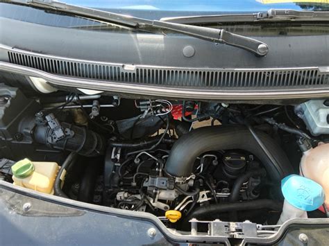 Огнетушитель под капот — Volkswagen Transporter T5, 2 л, 2013 года ...