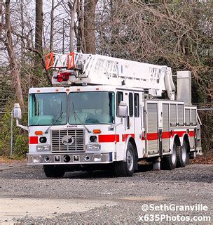 Prince Georges County Fire And Ems Department Truck 12 Flickr
