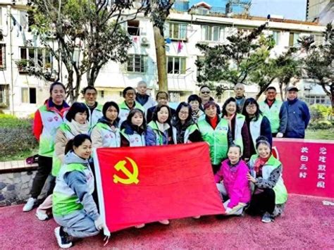 家门口有片红色阵地这里的党建微花园启用了 居民 社区 服务