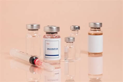 Free Photo Yellow Fever Vaccine Concept