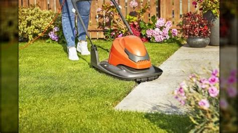 Consider The Pros And Cons From An Expert Before Buying A Hover Lawn Mower