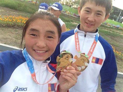 Баянхонгорчууд Б Ойдовчимэд Баянхонгор аймгийн Гурванбулаг сумын харьяат Сарево 2015