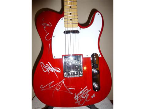 Zz Top Electric Guitar Signed At Kansas City 2013 As J46 Mecum Auctions
