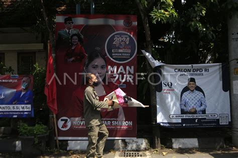 Penertiban Alat Peraga Kampanye Di Yogyakarta ANTARA Foto